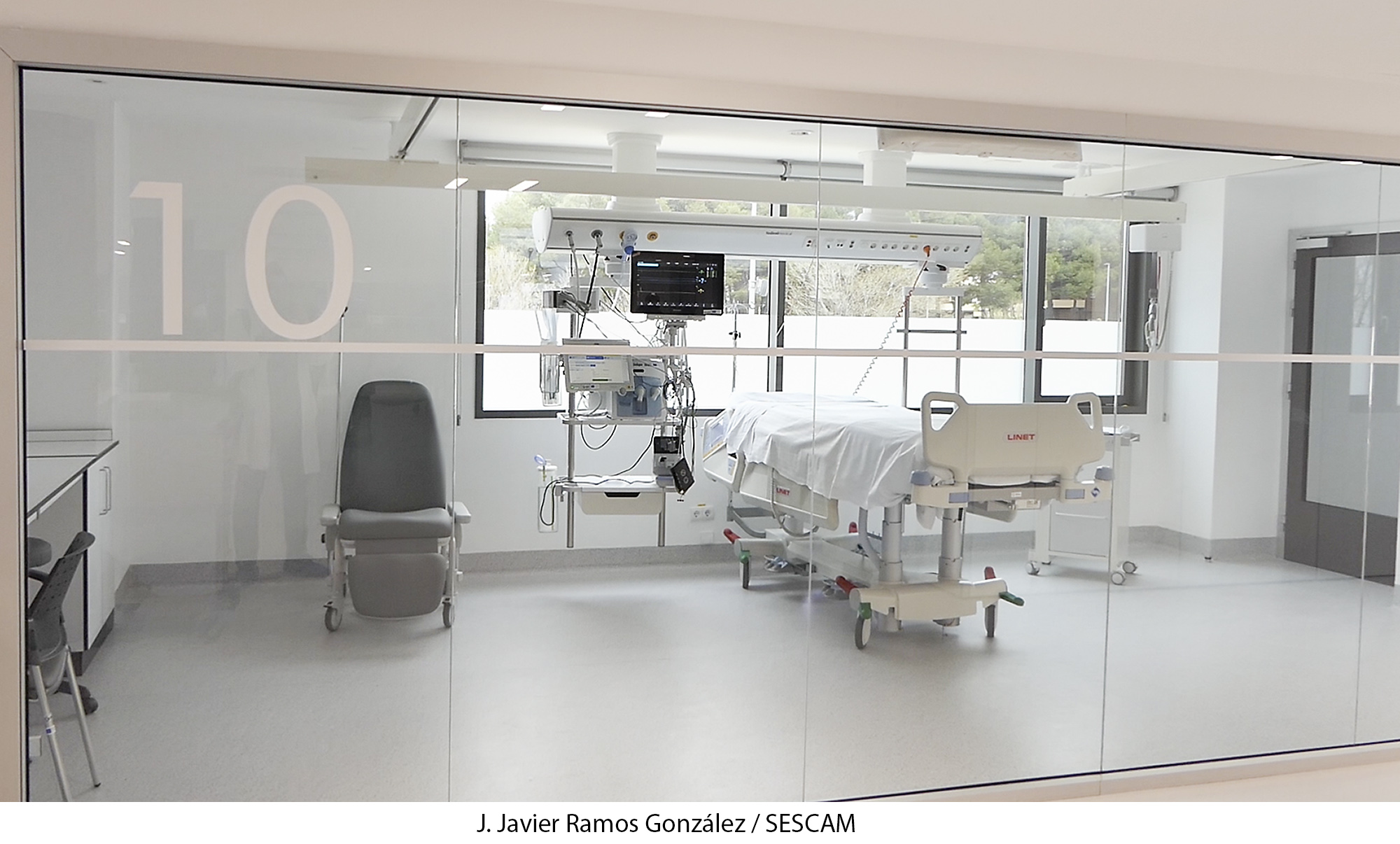 El servicio de Medicina Intensiva, trasladado al edificio de ampliación ...