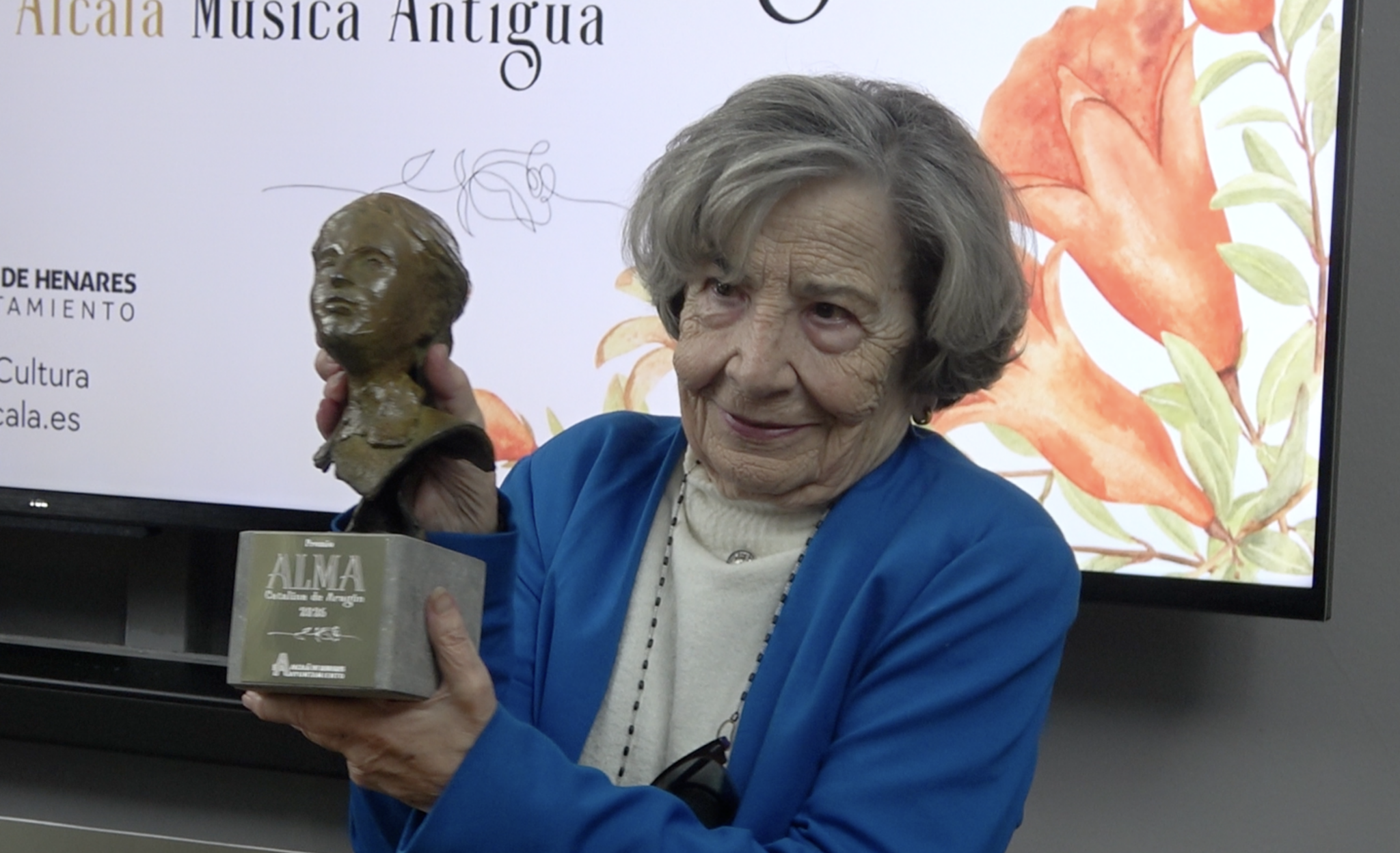 Asela Sanz recogió el premio ALMA Catalina